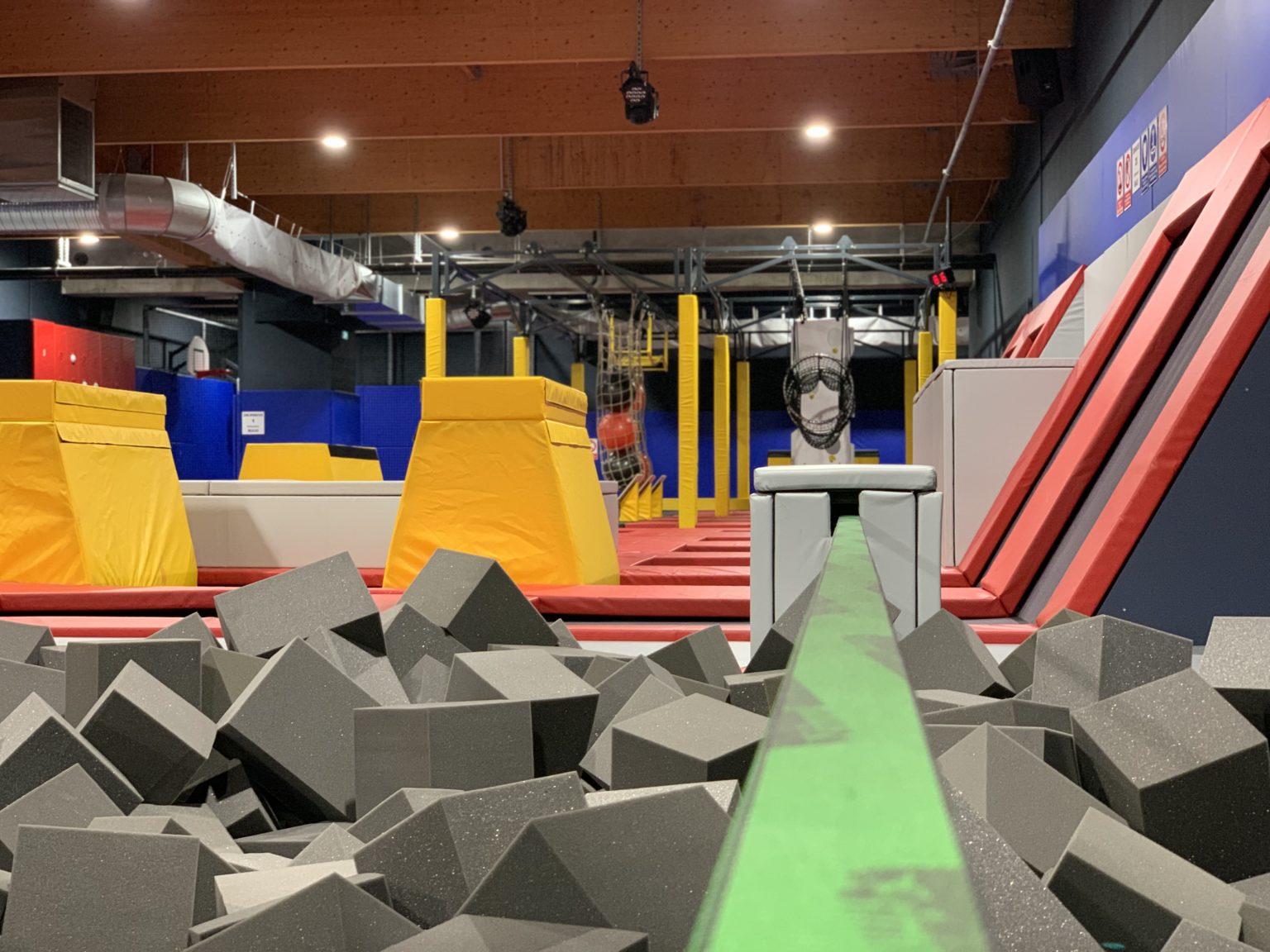 JUMP ACADEMY | Trampoline Park